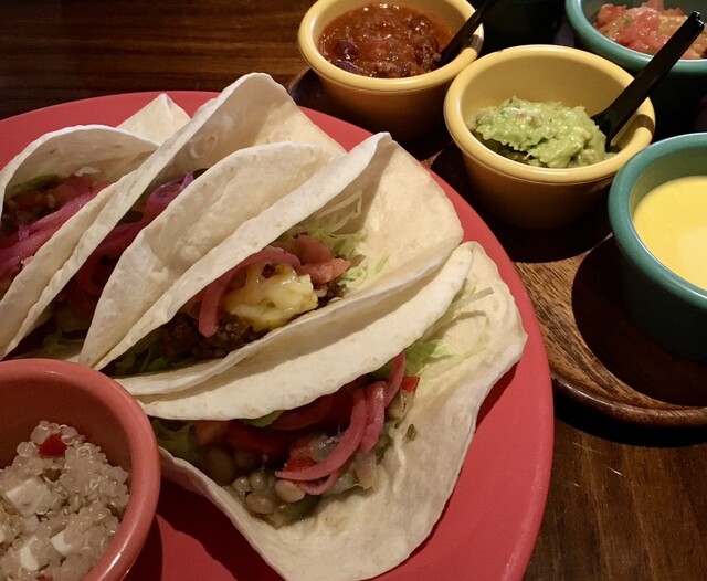 『アトレ品川4Fにあるメキシカン』by amu502 : el caliente modern mexicano - 品川/メキシコ料理 [食べログ]