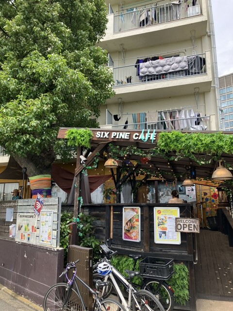 SIX PINE CAFE （シックス パイン カフェ） - 二子玉川/カフェ | 食べログ