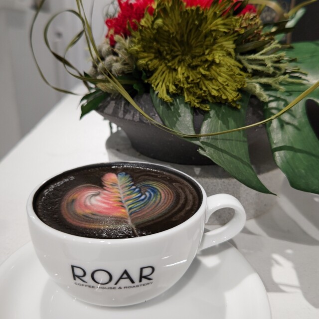 ロアーコーヒー 銀座店 （ROAR COFFEE） - 東銀座/カフェ | 食べログ