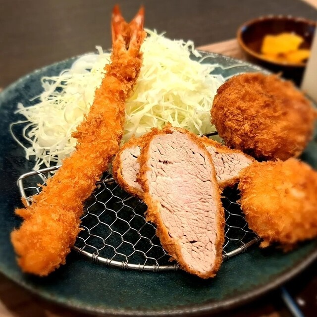 UMEYOSHI HEP FIVE店 （梅よし） - 大阪梅田（阪急）/とんかつ | 食べログ