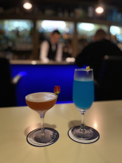 Blue Light Bar （ブルー ライト バー） - 関内/バー | 食べログ