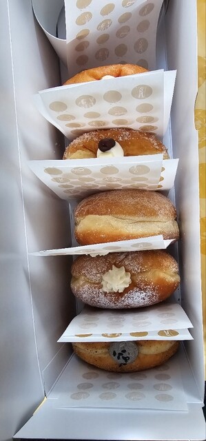 MILK DO dore iku? 姪浜店 （ミルクドドレイク） - 姪浜/ドーナツ | 食べログ