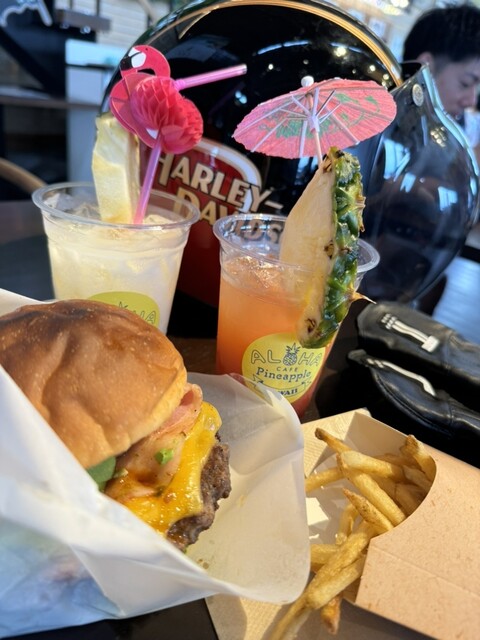 by ぴーたん615 : ALOHA CAFÉ Pineapple ベイサイドビーチ坂店 （アロハカフェパイナップル） - 水尻/ハワイ料理 [食べログ]