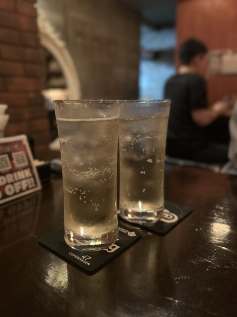 DININGBAR &BASE （アンドベース） - 五反田/ダイニングバー | 食べログ