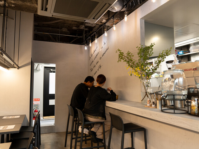 MAZE NAMBA - 難波（南海）/カフェ | 食べログ