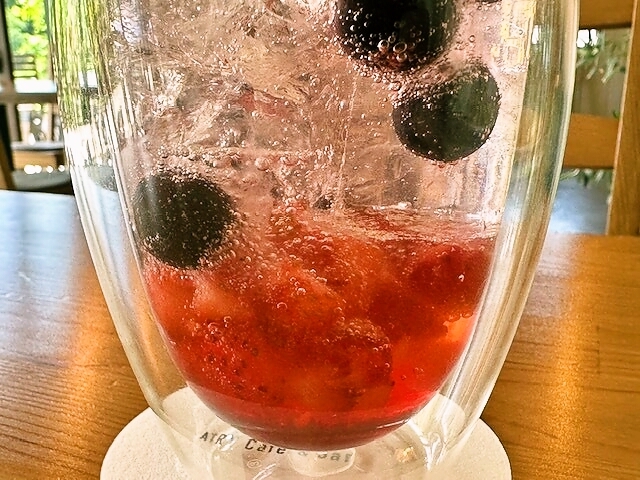 アトライ カフェ&バー （ATRY Caf'e&Bar） - 里白石/カフェ | 食べログ