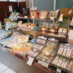 ロイスダール 中野本店 （RUYSDAEL） - 新井薬師前/洋菓子 | 食べログ