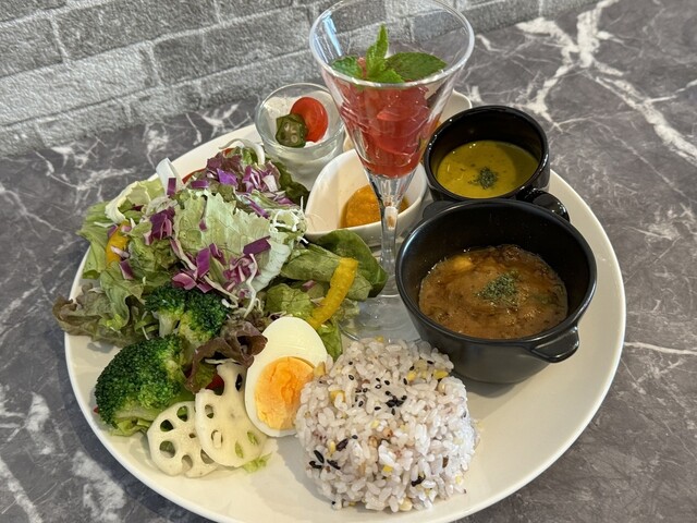 BELFINE cafe TSUNAGI （ベルフィーヌ カフェ ツナギ） - 国定/カフェ | 食べログ