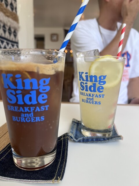 King Side BREAKFAST and BURGERS （キング サイド ブレックファスト アンド バーガーズ） - 北谷町 ...
