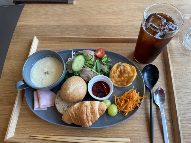 IGNIS COFFEE ROASTER （イグニスコーヒーロースター） - 泊/カフェ | 食べログ