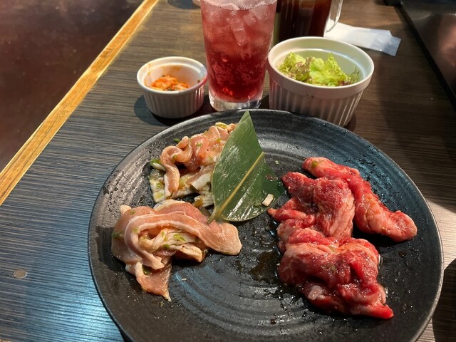 by SUN8888 : 炭火焼 ブルスタ・オラムー 南吉成店 （BLUSTA ORAMOO） - 国見/ダイニングバー [食べログ]