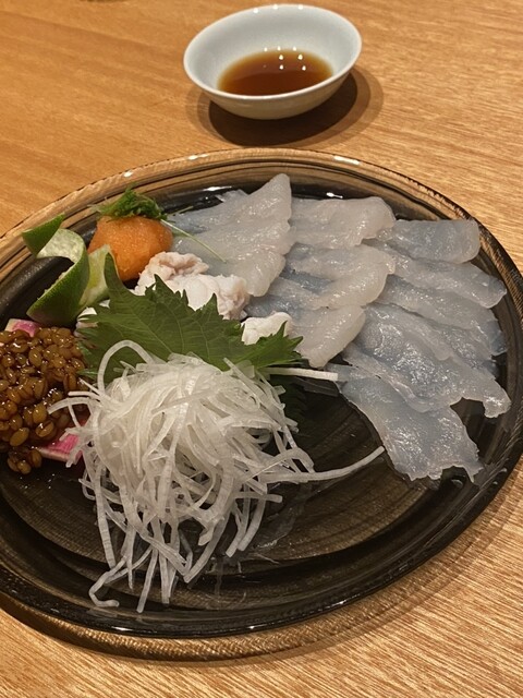 炉火 鉢 （ROBI HACHI） - 三宮（神戸市営）/ろばた焼き/ネット予約可 | 食べログ