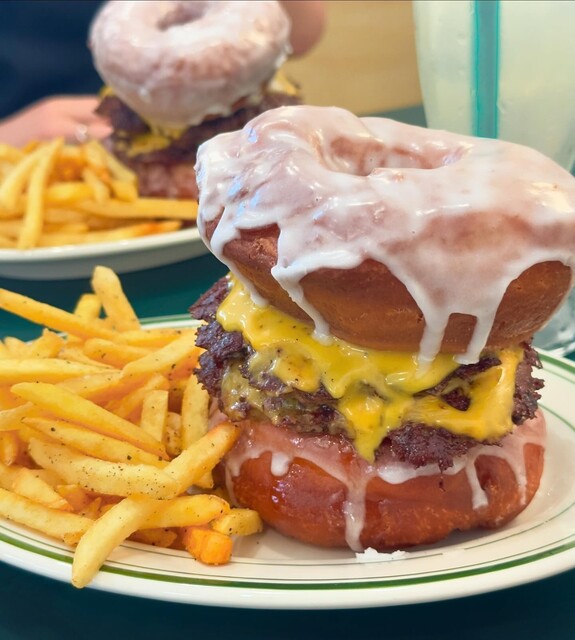 FAT MAN’S MiSERY. （ファット マンズ ミザリー） - 大須観音/アメリカ料理 | 食べログ