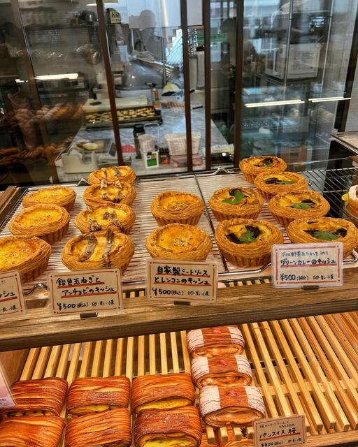 『初パンスイス！』by こみくい : MONT-NOM （モンノン） - 自由が丘/パン [食べログ]