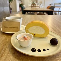 『もっちりタピオカ黒蜜ソフトクリーム 』by よち3 : dasora coffee （ダソラ コーヒー） - 美合/カフェ [食べログ]