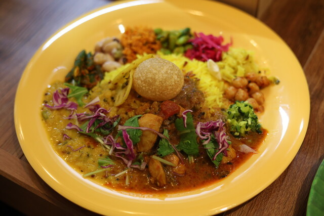 PEACE CURRY （ピースカレー） - 芦屋（JR）/スリランカ料理 | 食べログ