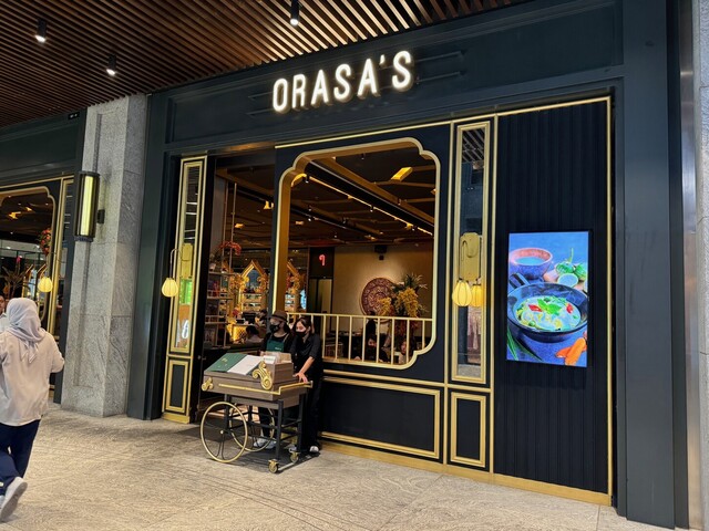 ORASA'S ASHTA at DISTRICT 8 - ジャカルタ/タイ料理 | 食べログ