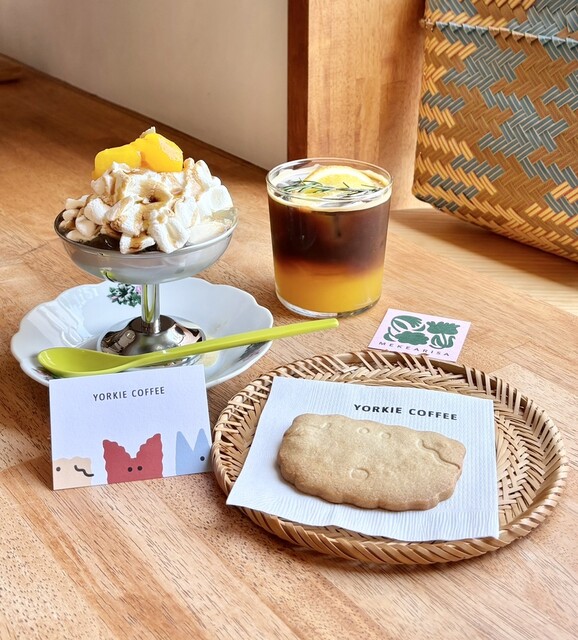 『MEKEARISA併設のキュートなカフェ ︎』by まるあ〜る : YORKIE COFFEE （ヨーキー コーヒー） - 枚方市/カフェ ...