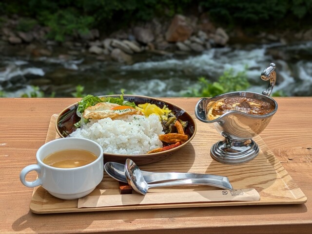 ANDo&CAFE （アンドカフェ） - 土合/カフェ | 食べログ