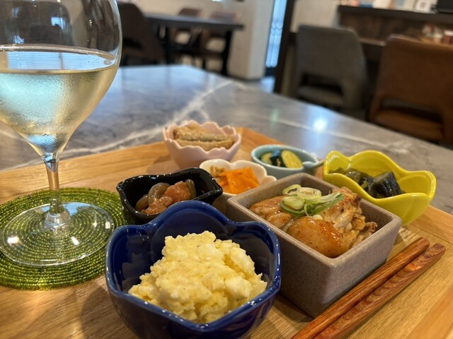 yome yome （ヨメ ヨメ） - 島ノ関/食堂 | 食べログ