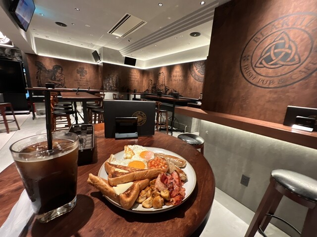 BLARNEY IRISH PUB & CAFÉ （ブラーニー アイリッシュ パブ アンド カフェ） - 西梅田/バー | 食べログ
