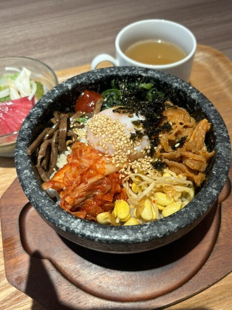 NOWL KOREAN KITCHEN （NOWL_KOREAN KITCHEN） - 三宮（神戸市営）/韓国料理/ネット予約可 | 食べログ