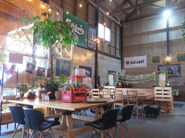 『仲間と集まれば楽しそうかな』by ラフイン : SOKO CAFE WEST RIVER （ソウコカフェ ウエストリバー） - 浜の宮 ...