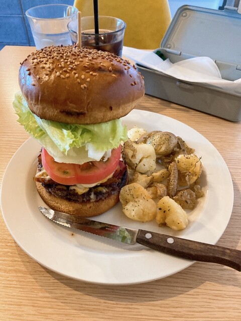 Overcook Burger Bar - 代田橋/ハンバーガー | 食べログ