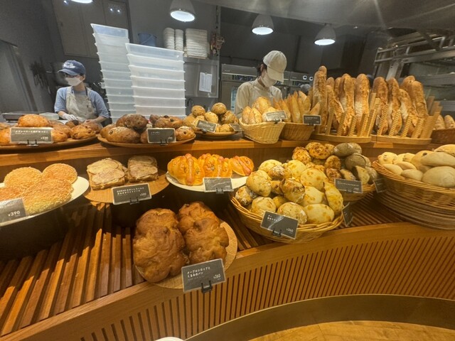 BEAVER BREAD BROTHERS （ビーバー ブレッド ブラザーズ） - 虎ノ門ヒルズ/パン | 食べログ