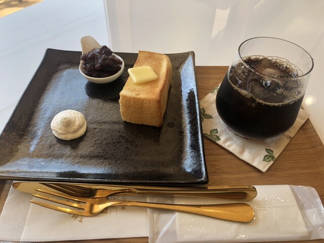 デアイ・ザ・ベーカリー 奈良店 （DEAI THE BAKERY） - 田原本/パン | 食べログ