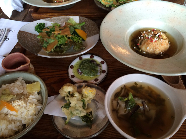 デコボコ ファーム キッチン （DECOBOCO farm kitchen） - 蛍池/カフェ | 食べログ