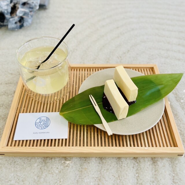『枯山水が清々しいカフェ』by bpxrt : RURU KAMAKURA （ルル カマクラ） - 鎌倉/カフェ [食べログ]