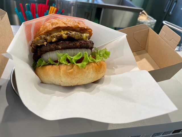 COMET BURGER （コミット バーガー） - 鬼怒川温泉/ハンバーガー | 食べログ
