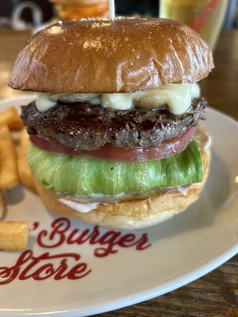REDS' BURGER DINER - あすなろう四日市/ハンバーガー | 食べログ