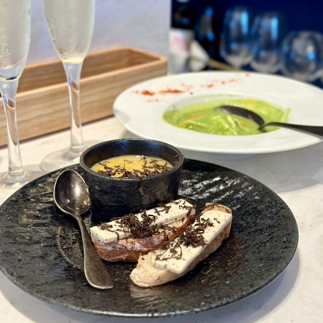 『大人気のコスパ系フレンチ「紅白」のブラッスリーがKITTE大阪にNEW OPEN！』by Keisuke-N : 赤白 ブラッスリー （コウハク ブラッスリー） - 西梅田/フレンチ [食べログ]