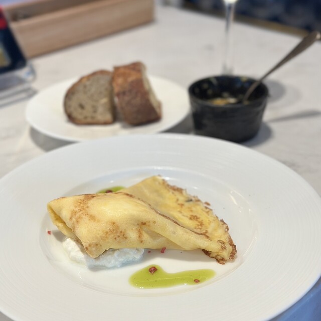 『大人気のコスパ系フレンチ「紅白」のブラッスリーがKITTE大阪にNEW OPEN！』by Keisuke-N : 赤白 ブラッスリー （コウハク ブラッスリー） - 西梅田/フレンチ [食べログ]