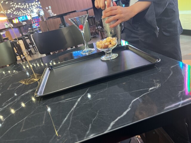 GiGO Arcade Café KITTE大阪 （ギーゴ アーケード カフェ キッテ） - 西梅田/カフェ | 食べログ