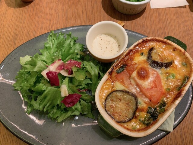 ガスト 茨木鮎川店 - 総持寺/ファミレス | 食べログ