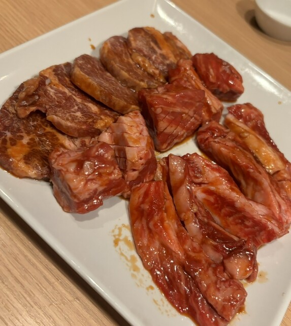 One Karubi PREMIUM Tenjin Imaizumi - Nishitetsu Fukuoka/Yakiniku (Japanese BBQ) | Tabelog