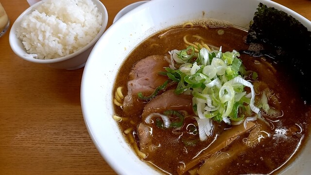 ラーメン 山 - 筒井/ラーメン | 食べログ