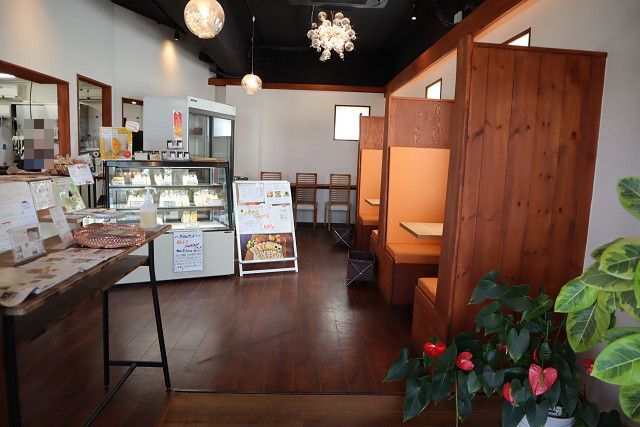 食パン専門店 DEAI THE BAKERY&CAFE - 金剛/カフェ | 食べログ