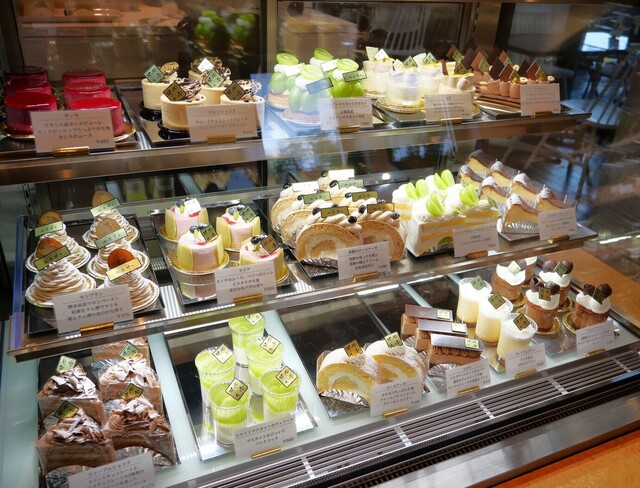 sweets cafe 四季折々 （スイーツ カフェ シキオリオリ） - 南草津/カフェ | 食べログ