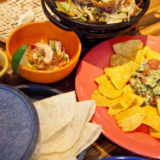 【2名様限定 el calienteディナーコース】4,950Yen 2名様 : el caliente modern mexicano ...