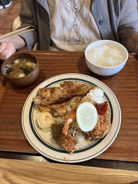 口コミ一覧 : Yo-shoku OKADA （ヨウショク オカダ） - 広神戸/洋食 [食べログ]