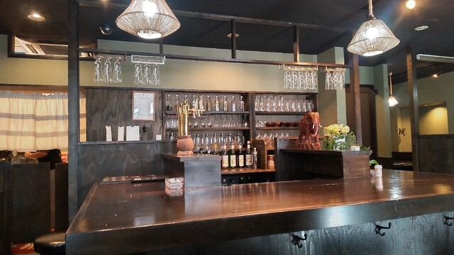 CEYLON Tea HOUSE RESTAURANT & BAR （セイロン ティー ハウス レストラン & バー） - 青木/スリランカ ...