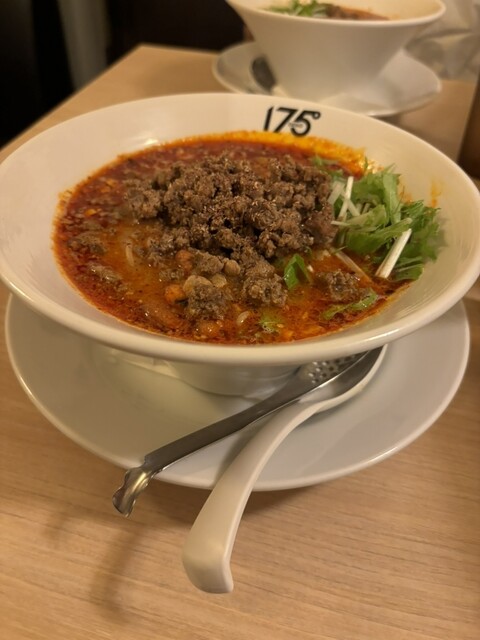 175°DENO担担麺 GINZa （ヒャクナナジュウゴド デノタンタンメン） - 銀座一丁目/担々麺 | 食べログ