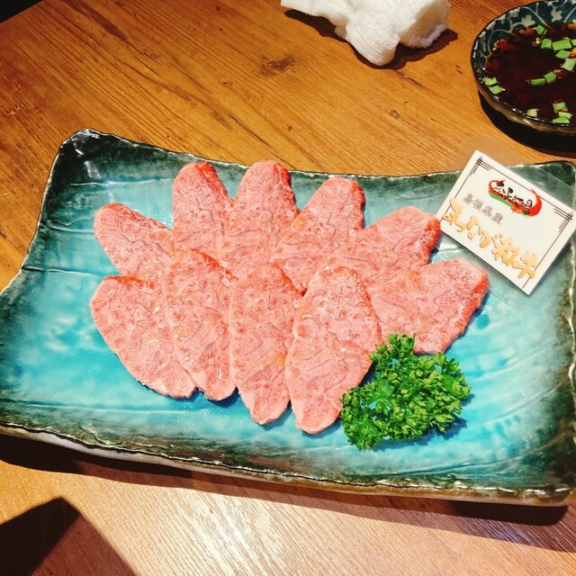 Sumibi Yakiniku Buchi Kumoji Ten - 縣政府前/燒肉 | Tabelog