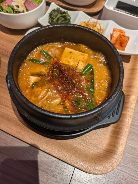 NOWL KOREAN KITCHEN （NOWL_KOREAN KITCHEN） - 三宮（神戸市営）/韓国料理/ネット予約可 | 食べログ