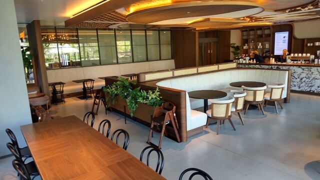 『ゆったりしていて、ええカフェですわ(^o^)』by ミーハーダイバー : Bean there, UMEDA （ビーンゼア うめだ） - 大阪/カフェ [食べログ]