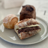 by ★* : TRUFFLE&BREAD （トリュフアンドブレッド） - 清澄白河/パン [食べログ]